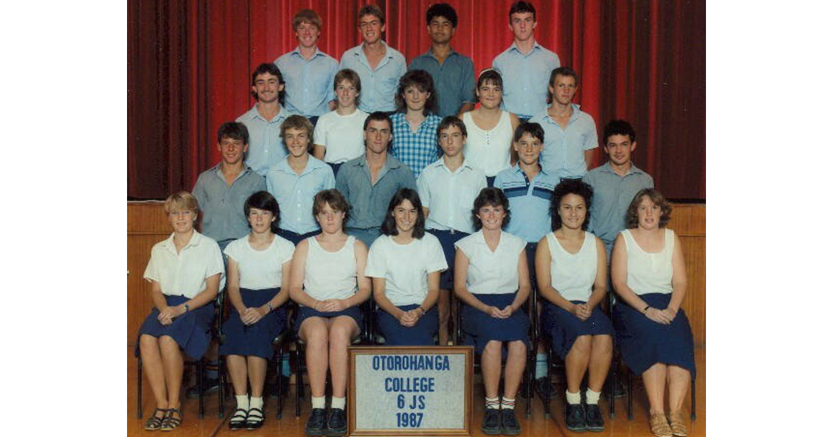 School Photo - 1980's / Otorohanga College - Otorohanga | MAD on New ...