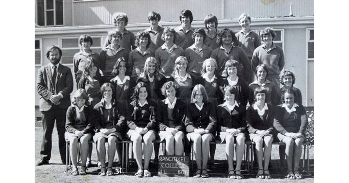 School Photo - 1980's / Rangitikei College - Marton | MAD on New Zealand
