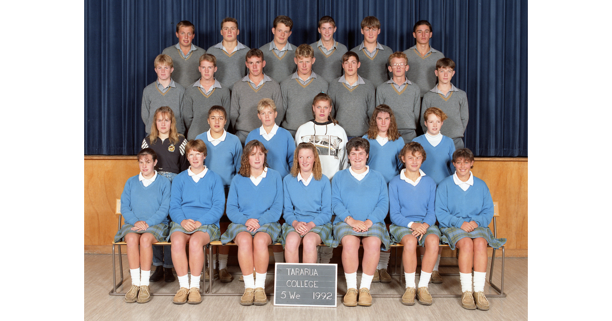 School Photo - 1990's / Tararua College - Pahiatua | MAD on New Zealand