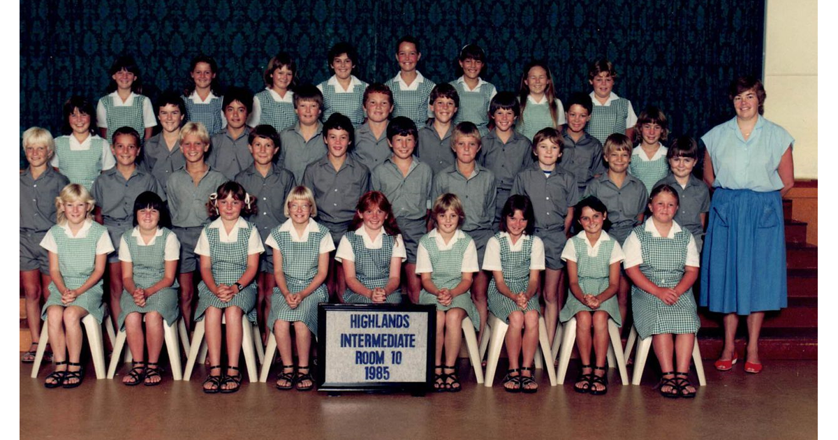 School Photo - 1980's / Highlands Intermediate - New Plymouth | MAD on ...