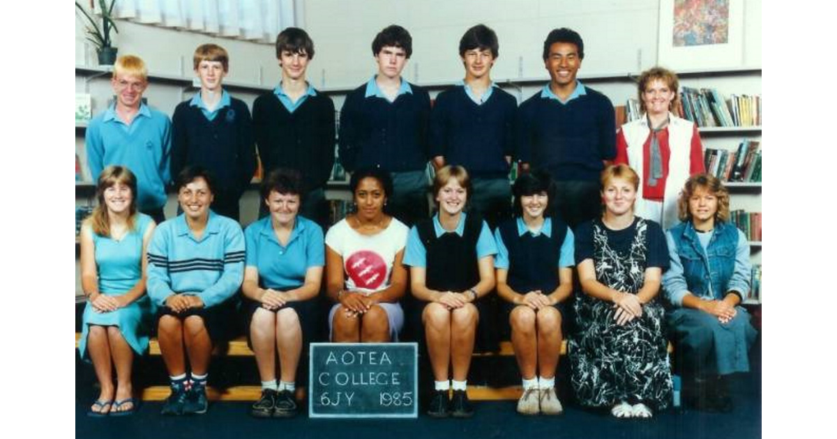 School Photo - 1980's / Aotea College - Porirua | MAD on New Zealand