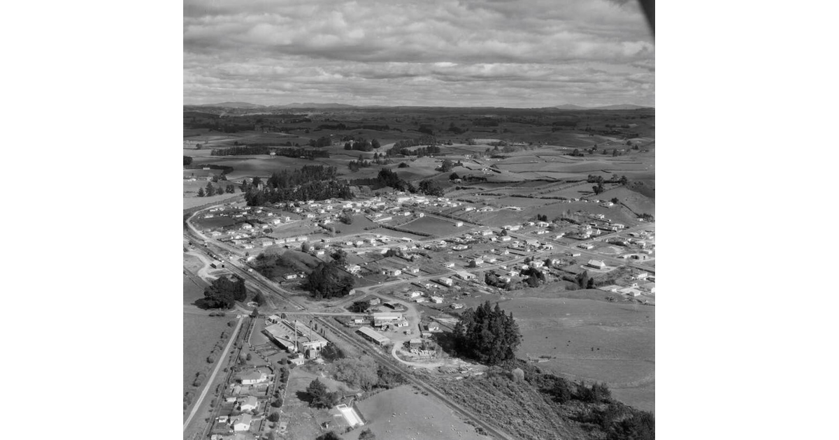 Historical - Photos - Waikato / Photography - Historical | MAD on New ...