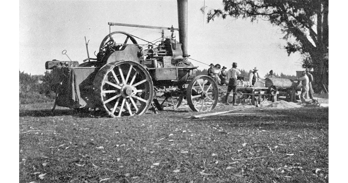 Traction Engine / Photography - Historical | MAD on New Zealand