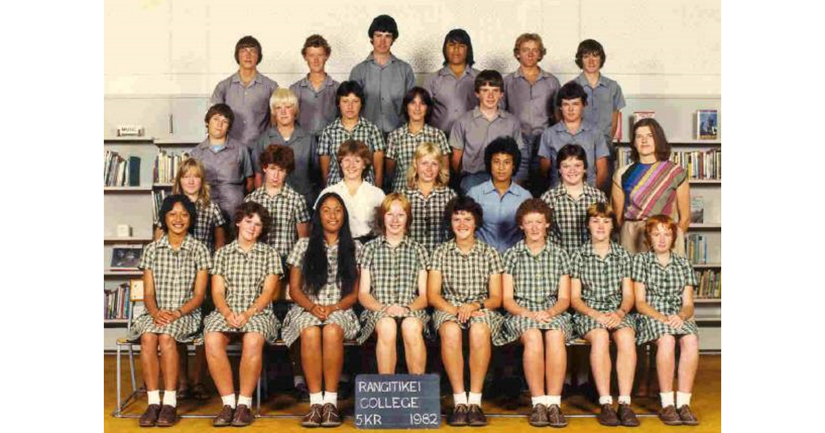 School Photo - 1980's / Rangitikei College - Marton | MAD on New Zealand