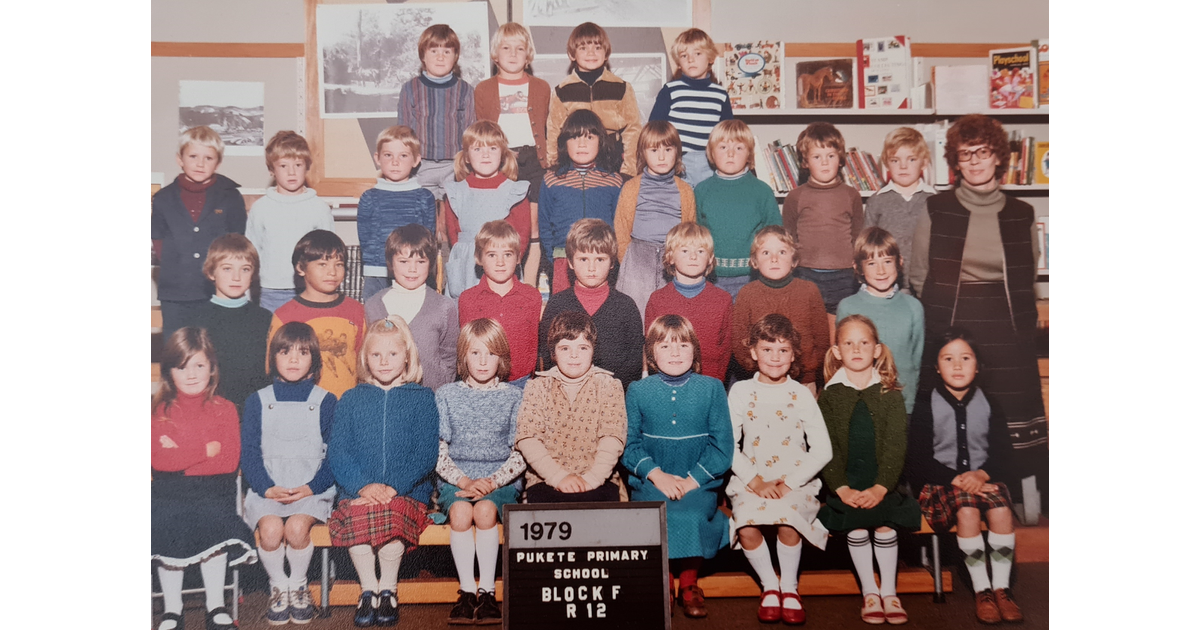 School Photo - 1970's / Pukete Primary School - Hamilton | MAD on New ...