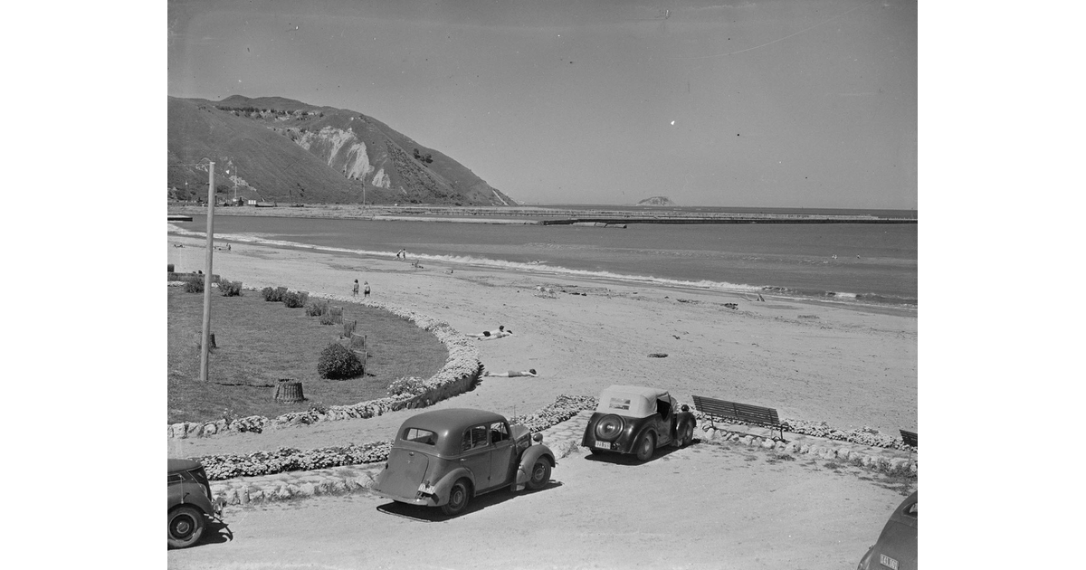 Gisborne / Photography - Historical | MAD on New Zealand