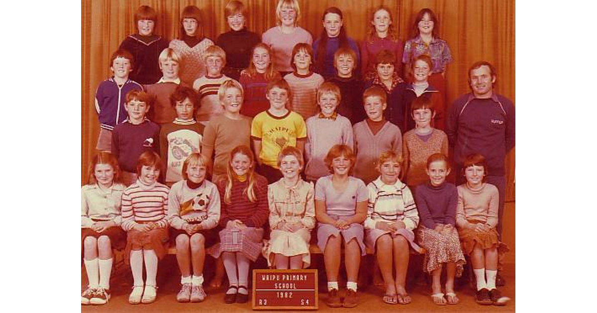 School Photo - 1980's / Waipu School - Northland | MAD on New Zealand