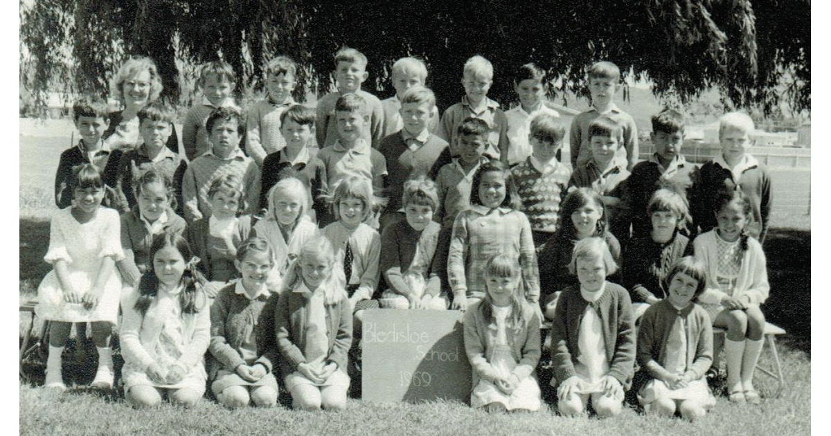 School Photo - 1960's / Bledisloe School - Napier | MAD on New Zealand