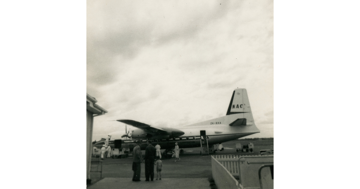 Aviation / Photography - Historical | MAD on New Zealand