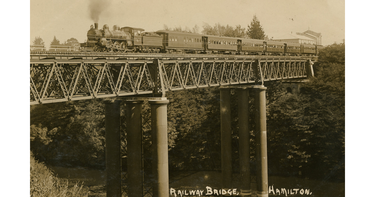 Railway / Photography - Historical | MAD on New Zealand