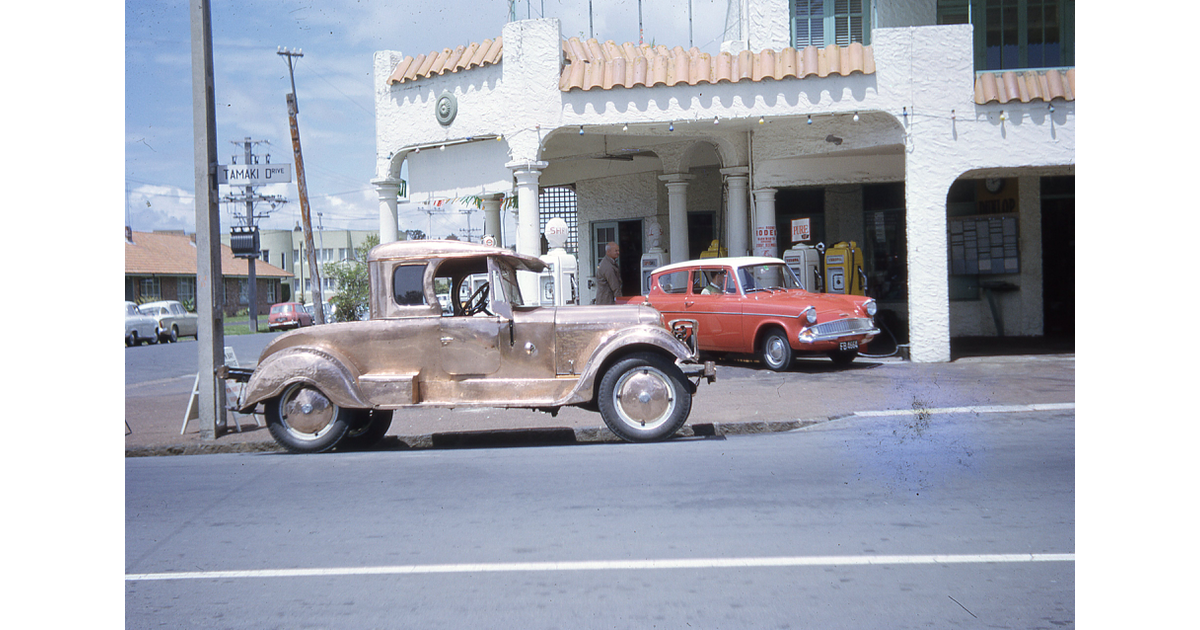 Car - Nostalgia / Photography - Historical | MAD on New Zealand