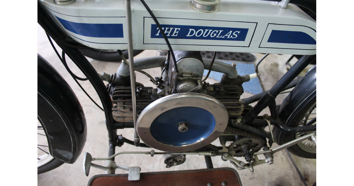 Museum - Photo / Motorcycles - Photos - Packard Motor Museum | MAD on ...