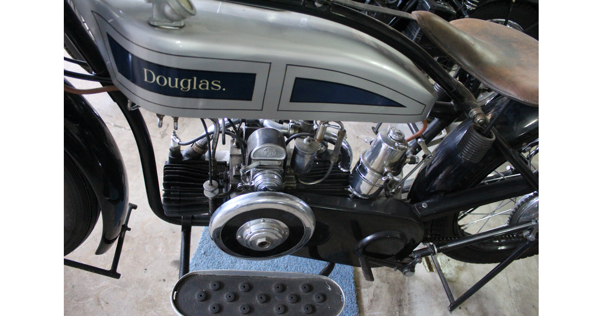 Museum - Photo / Motorcycles - Photos - Packard Motor Museum | MAD on ...