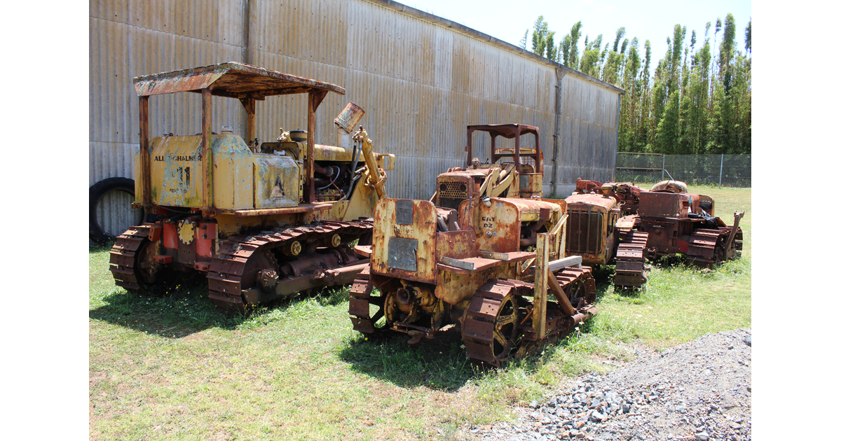 Museum - Photo / Heavy Machinery - Photos - Packard Motor Museum | MAD ...