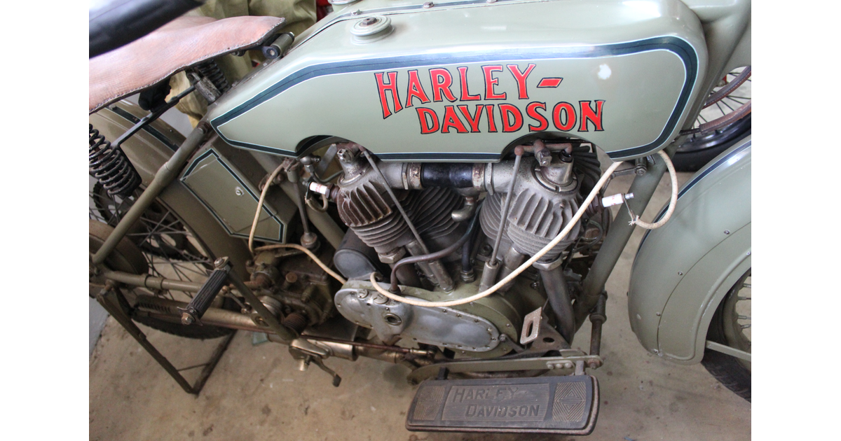 Museum - Photo / Motorcycles - Photos - Packard Motor Museum | MAD on ...