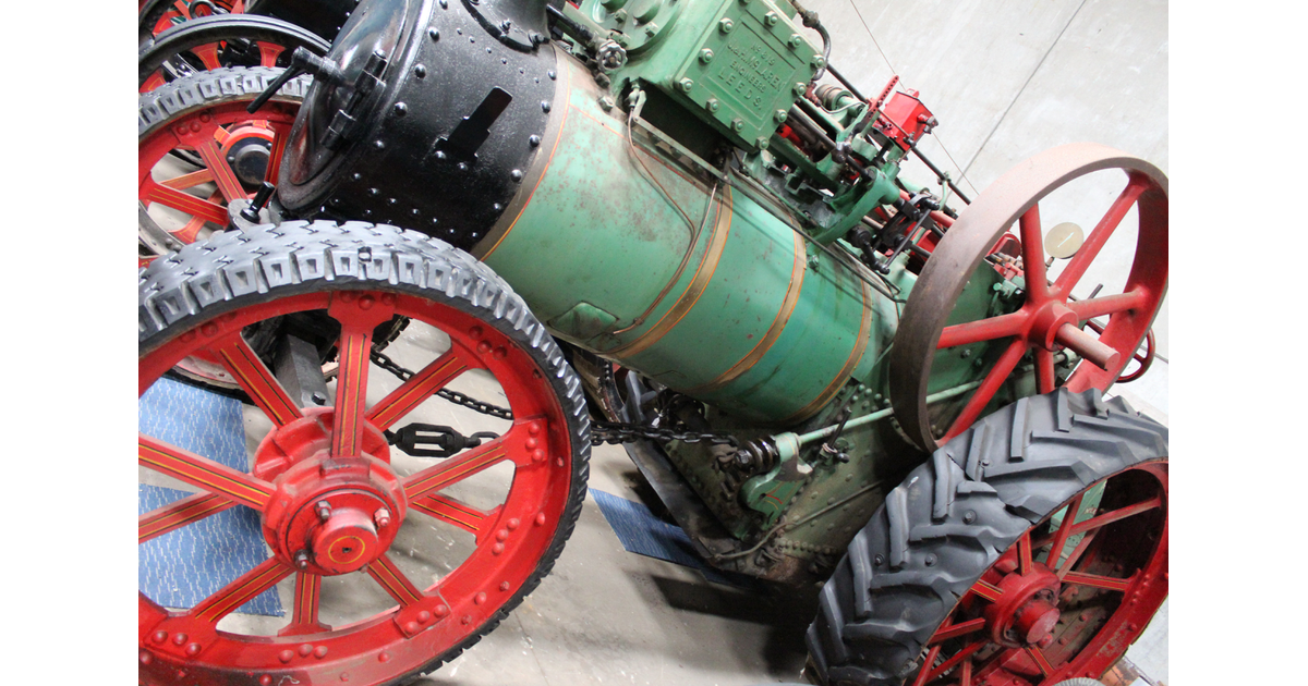 Museum - Photo / Heavy Machinery - Photos - Packard Motor Museum | MAD ...