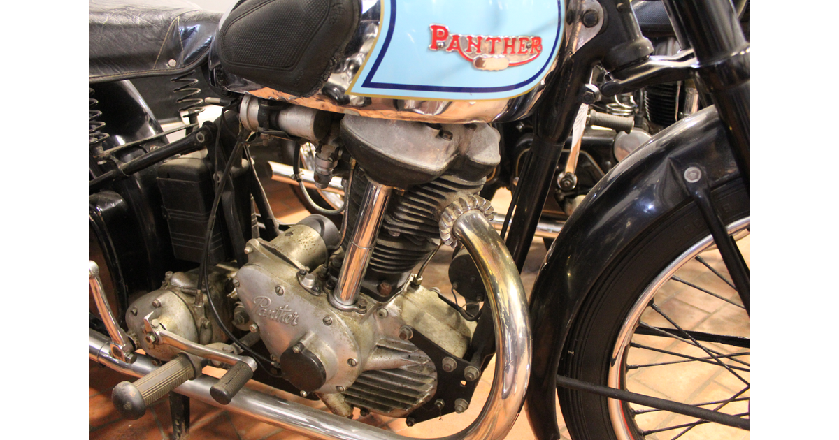 Museum - Photo / Motorcycles - Photos - Packard Motor Museum | MAD on ...