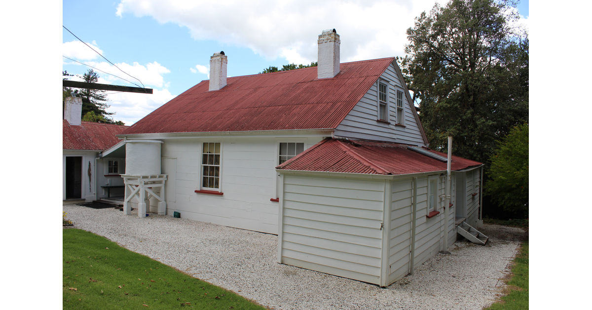 Seen Around Northland / Clendon House | MAD on New Zealand