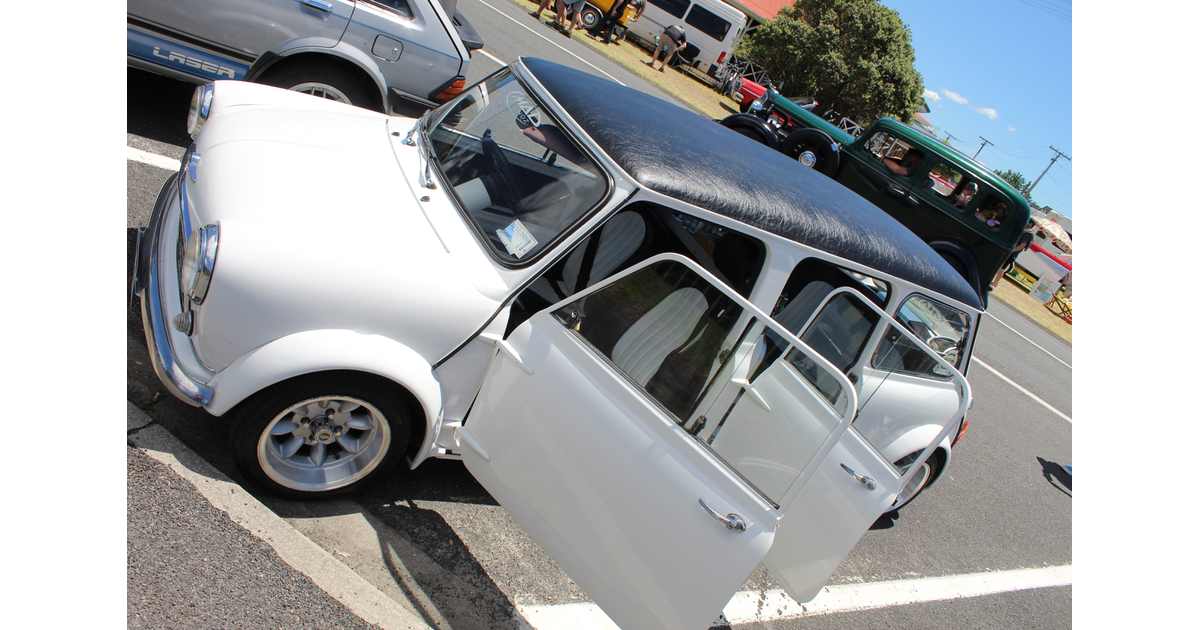 Event - Photo / Repco Beach Hop 2020 | MAD on New Zealand