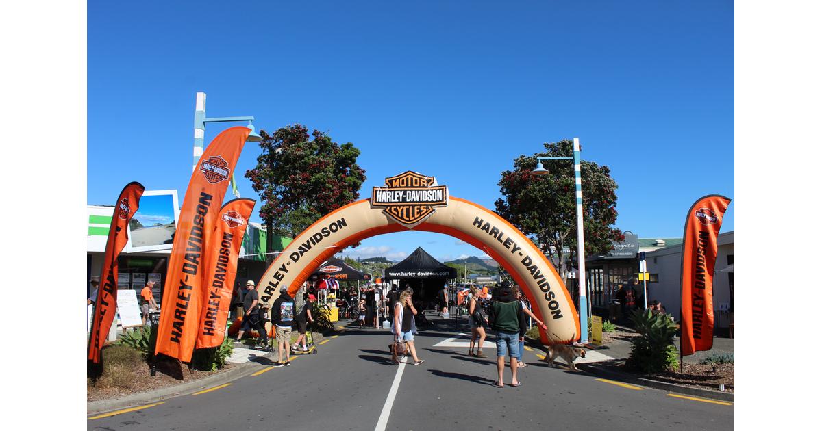 Event - Photo / Repco Beach Hop 2020 | MAD on New Zealand