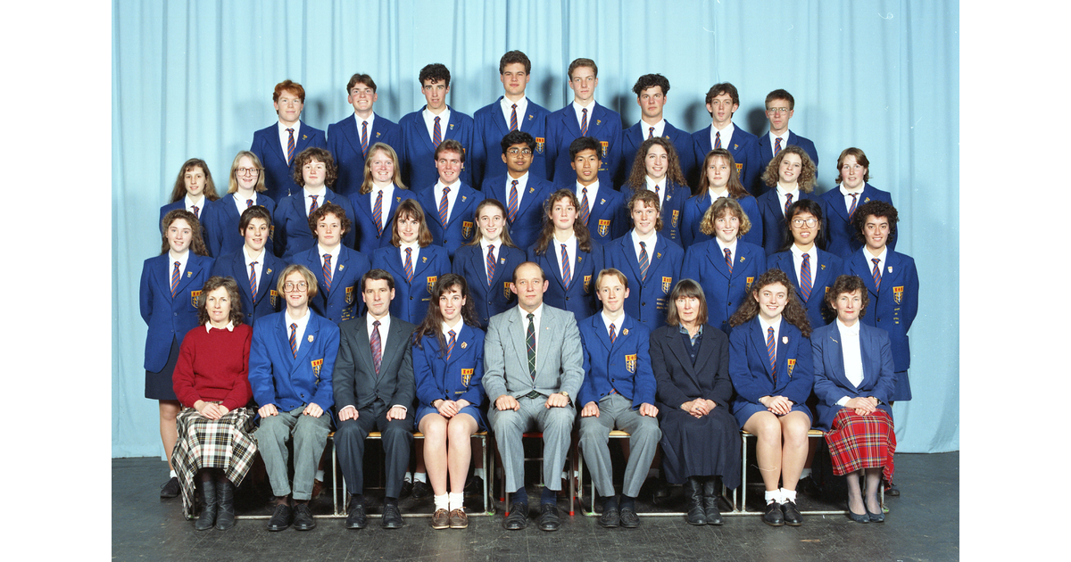 School Photo - 1990's / Tawa College - Wellington | MAD on New Zealand