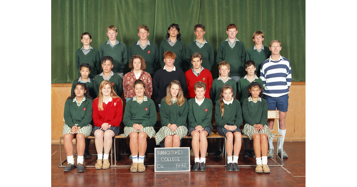 School Photos - Manawatu / Wanganui / Rangitikei College - Marton | MAD ...