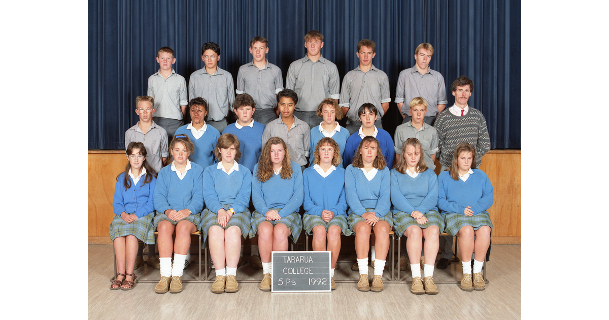 School Photo - 1990's / Tararua College - Pahiatua | MAD on New Zealand