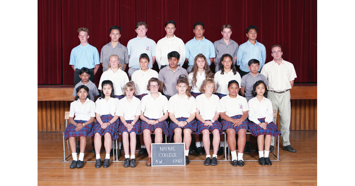 School Photo - 1990's / Naenae College - Lower Hutt | MAD on New Zealand