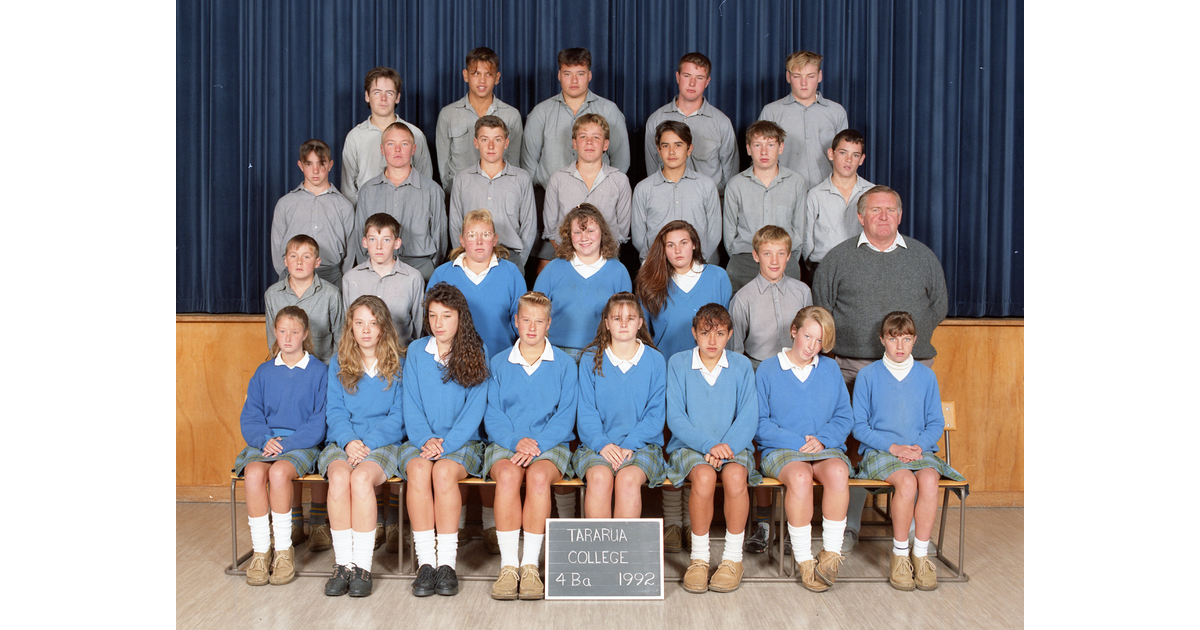 School Photo - 1990's / Tararua College - Pahiatua | MAD on New Zealand