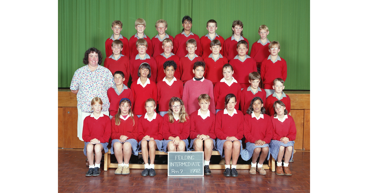 School Photo - 1990's / Feilding Intermediate School - Feilding | MAD ...