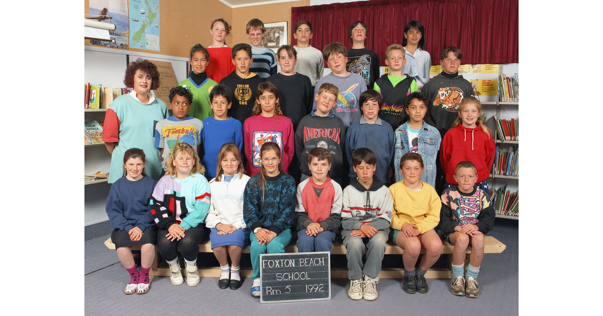 School Photo - 1990's / Foxton Beach School - Foxton | MAD on New Zealand