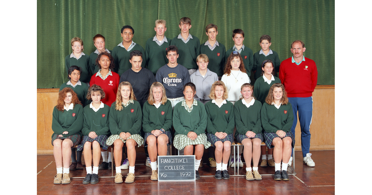 School Photos - Manawatu / Wanganui / Rangitikei College - Marton | MAD ...