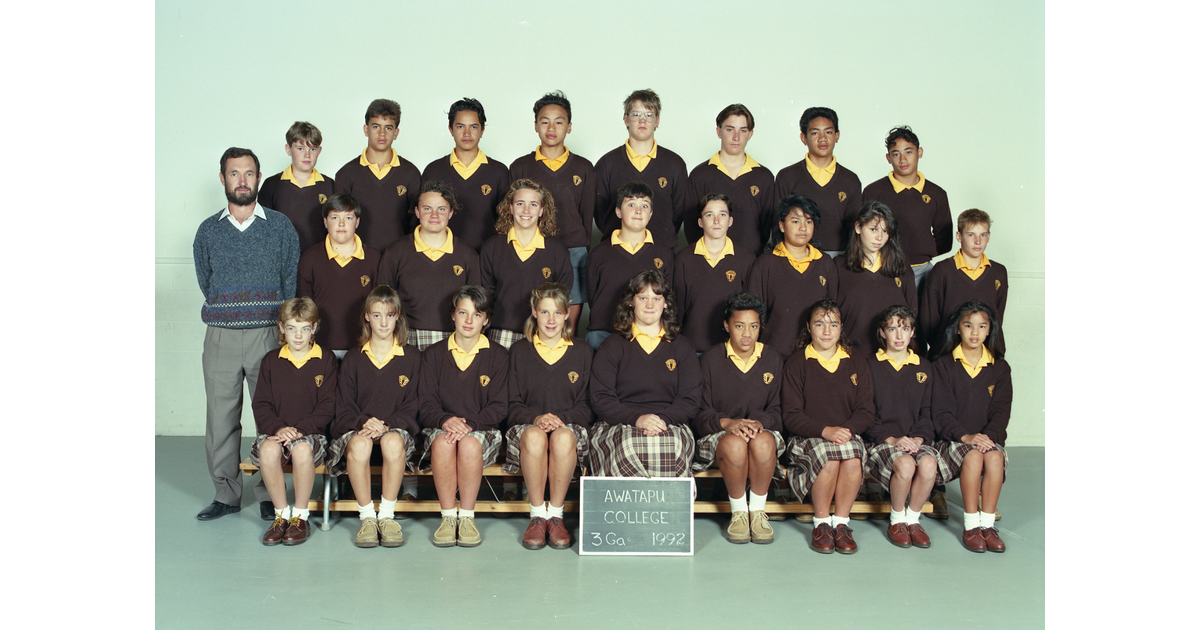 School Photo - 1990's / Awatapu College - Palmerston North | MAD on New ...