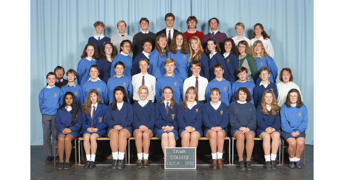 School Photos - Wellington / Tawa College - Wellington | MAD on New Zealand